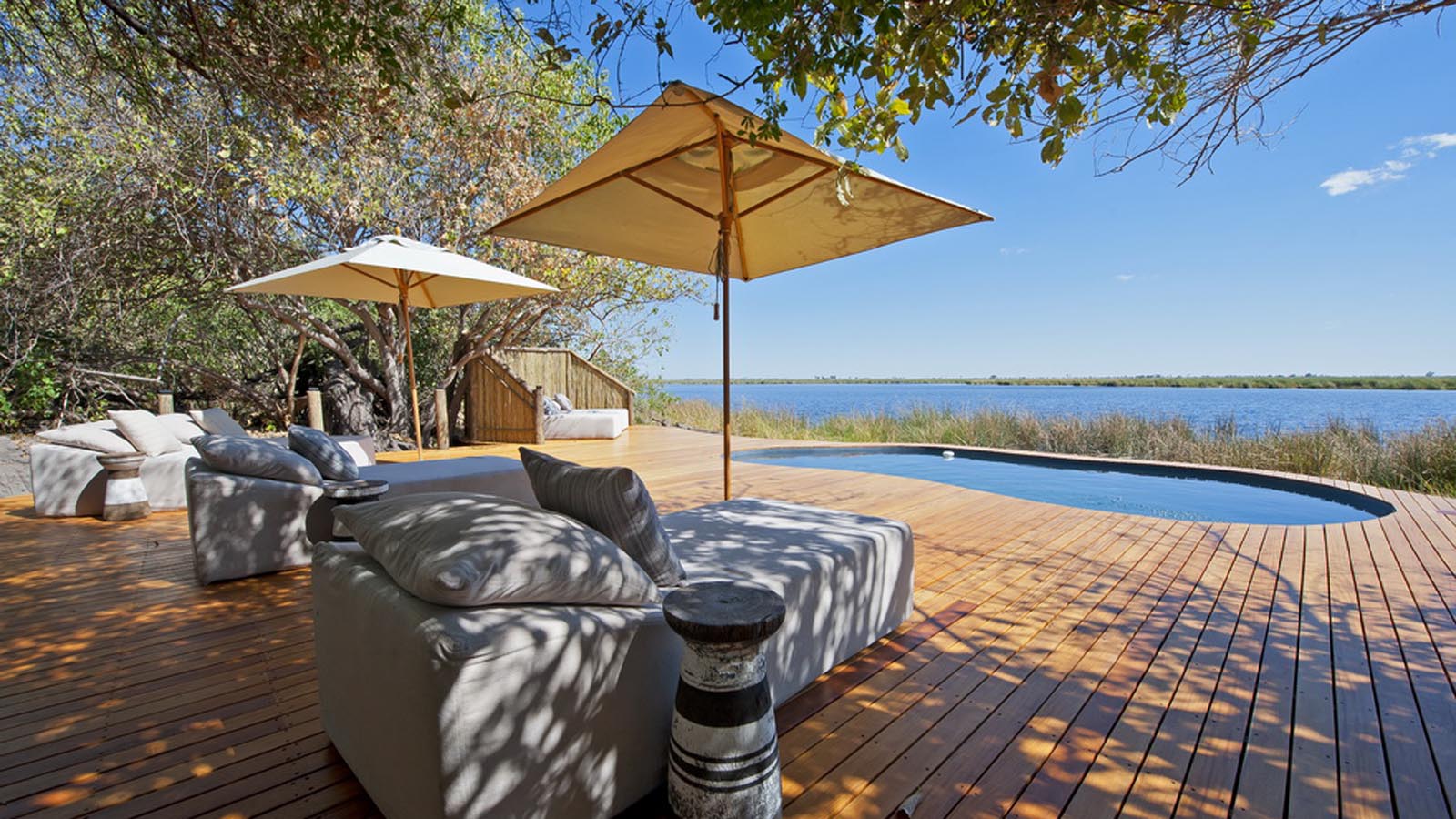 Duma Tau Camp | Botswana Safari Lodges | Africa Odyssey