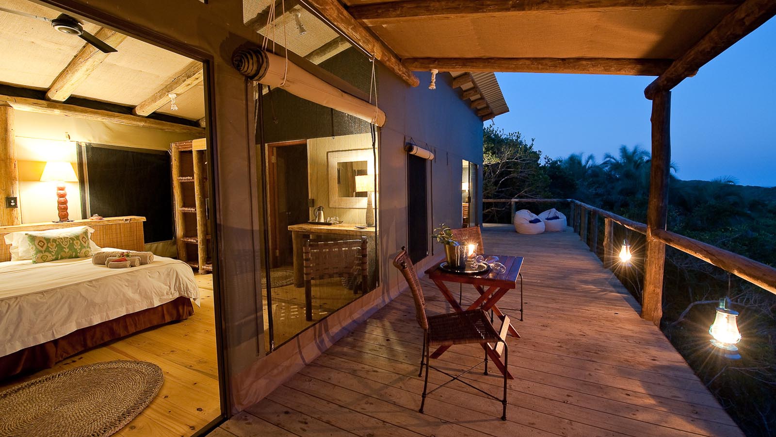 Rocktail Bay; guide to the Rocktail Bay, South Africa